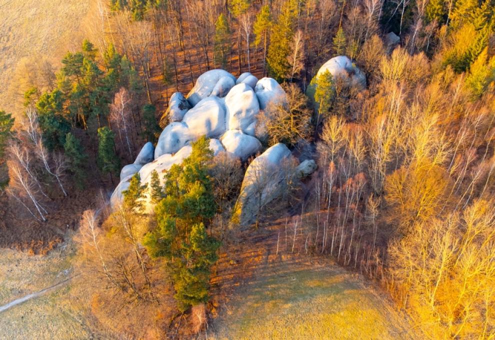 Bílé kameny: na obří slony se životodárnou energií nekoukejte jen z ...